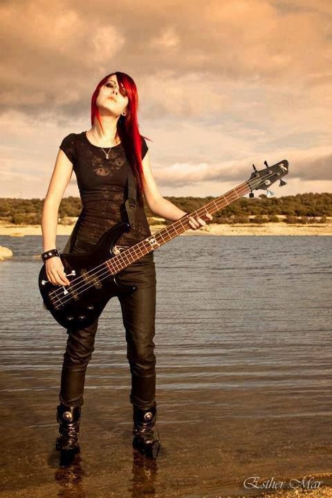 Bass Girls 11 Imágenes, Fotos, Wallpapers » LeadGuitar.Mx
